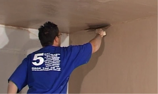 How to wet trowel your plaster - Able Skills News