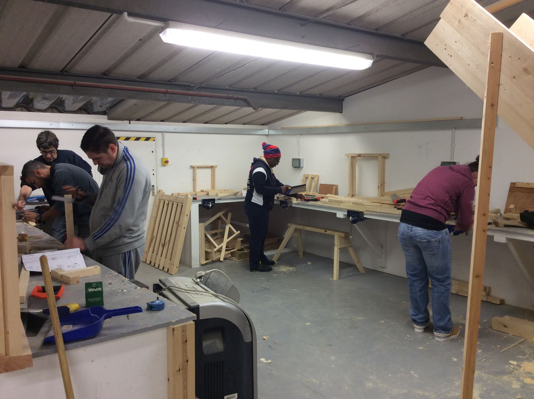 Kitchen Fitting demonstration